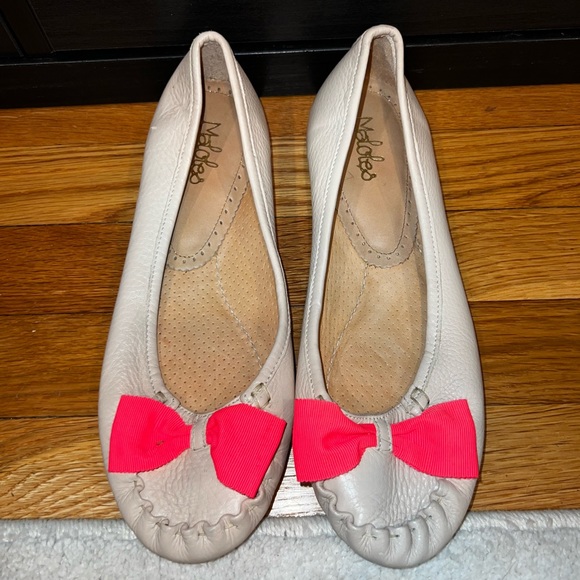 Maloles | Shoes | Maloles White Leather Ballet Flats With Pink Bow On ...